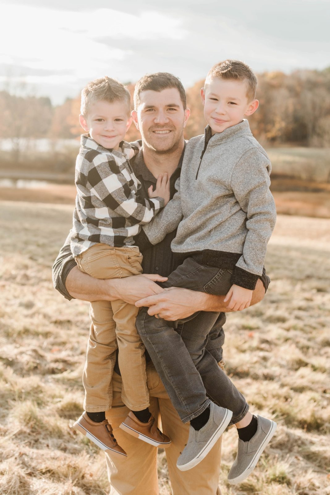 Wagon Hill Farm Mini Family Session | The Chace Family - Annmarie Swift ...